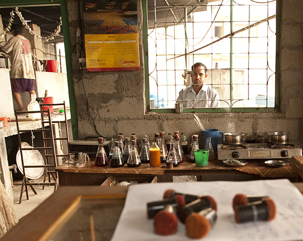 From Color Poms to Weaving Colorways | Munsell Color System; Color ...